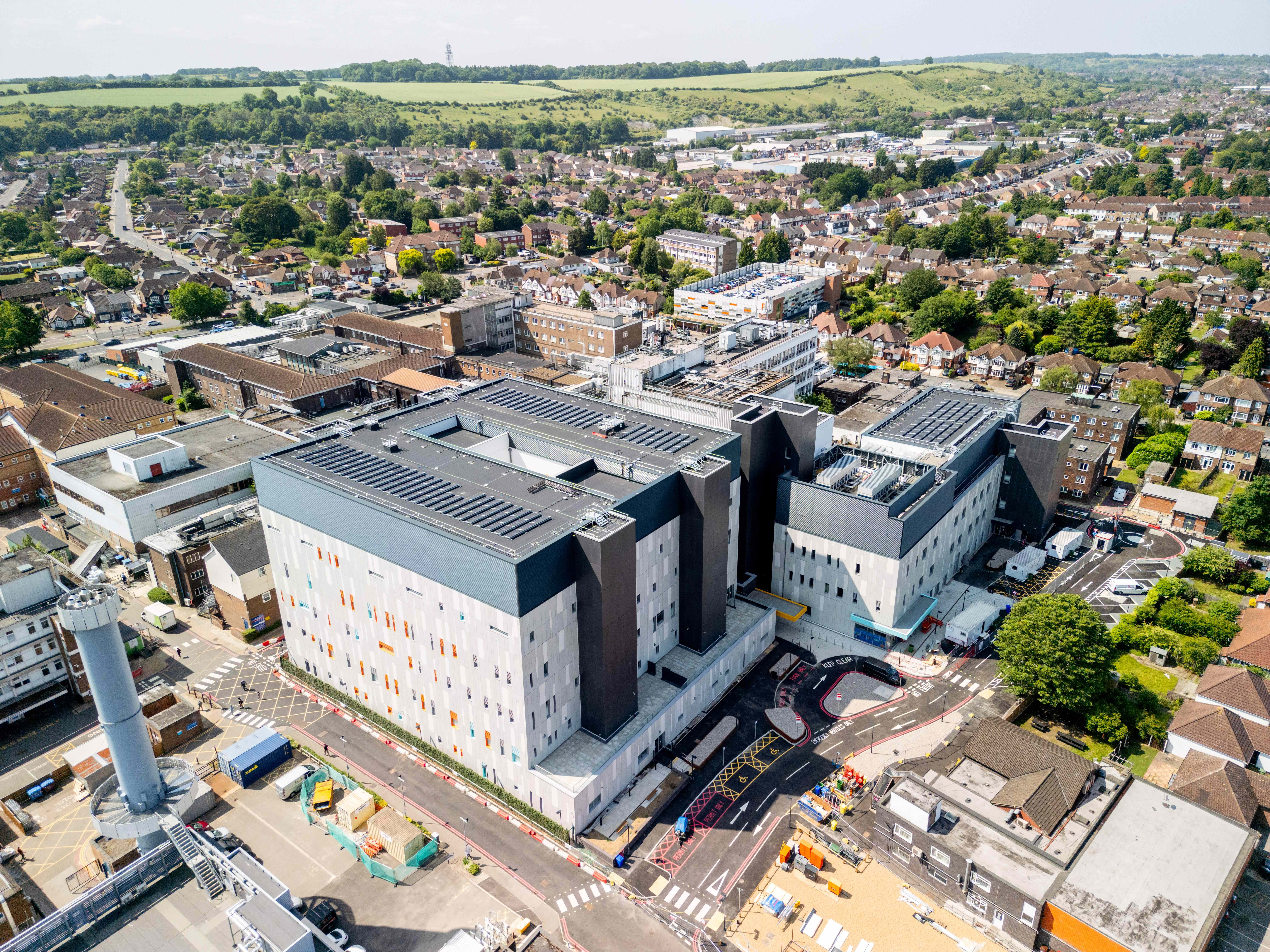 Kier completes £150m Luton hospital buildings project